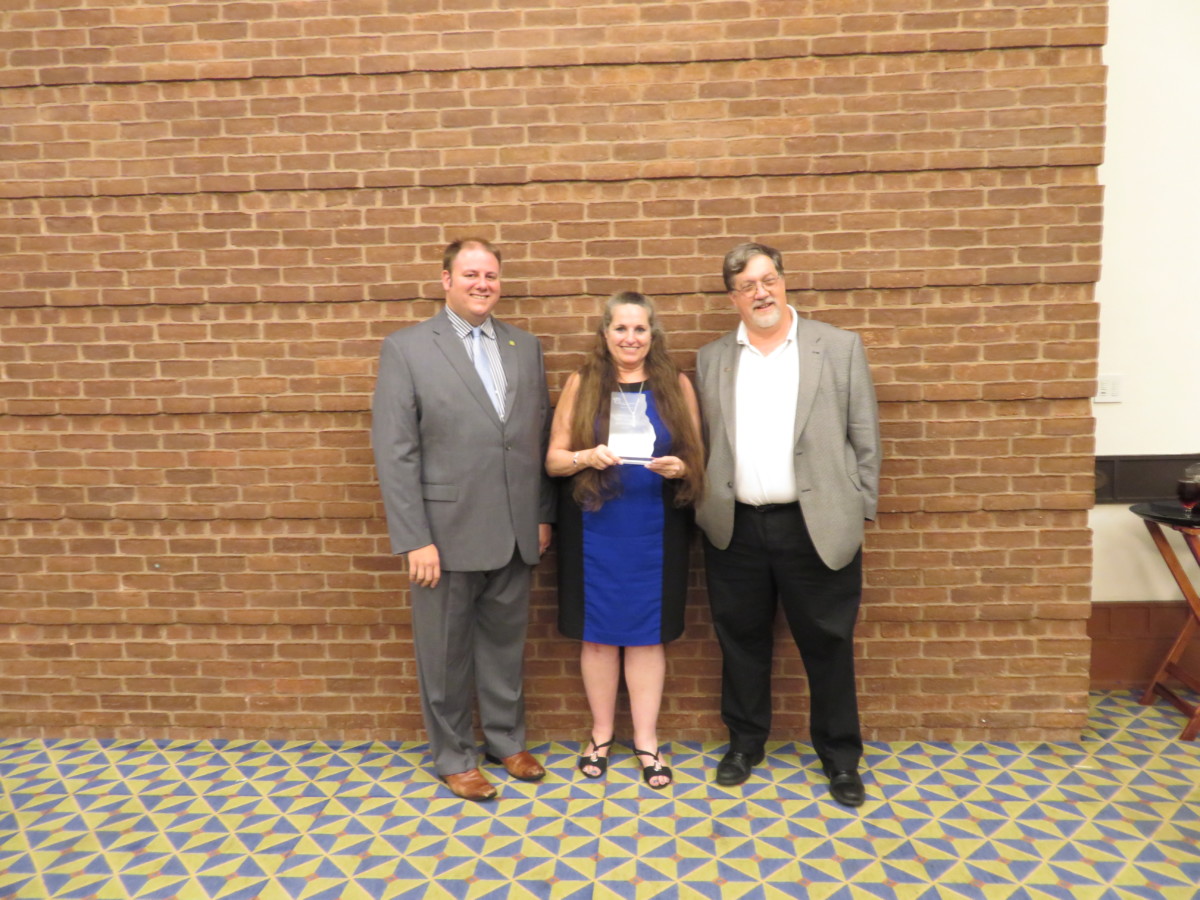 Maria Saporta & SaportaReport win 2017 Outstanding Public Outreach ...